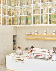 フィリピン Angkan Coffee Company アンカンコーヒーカンパニー【BGCのカフェ】 genre/cafe レストラン情報 ...